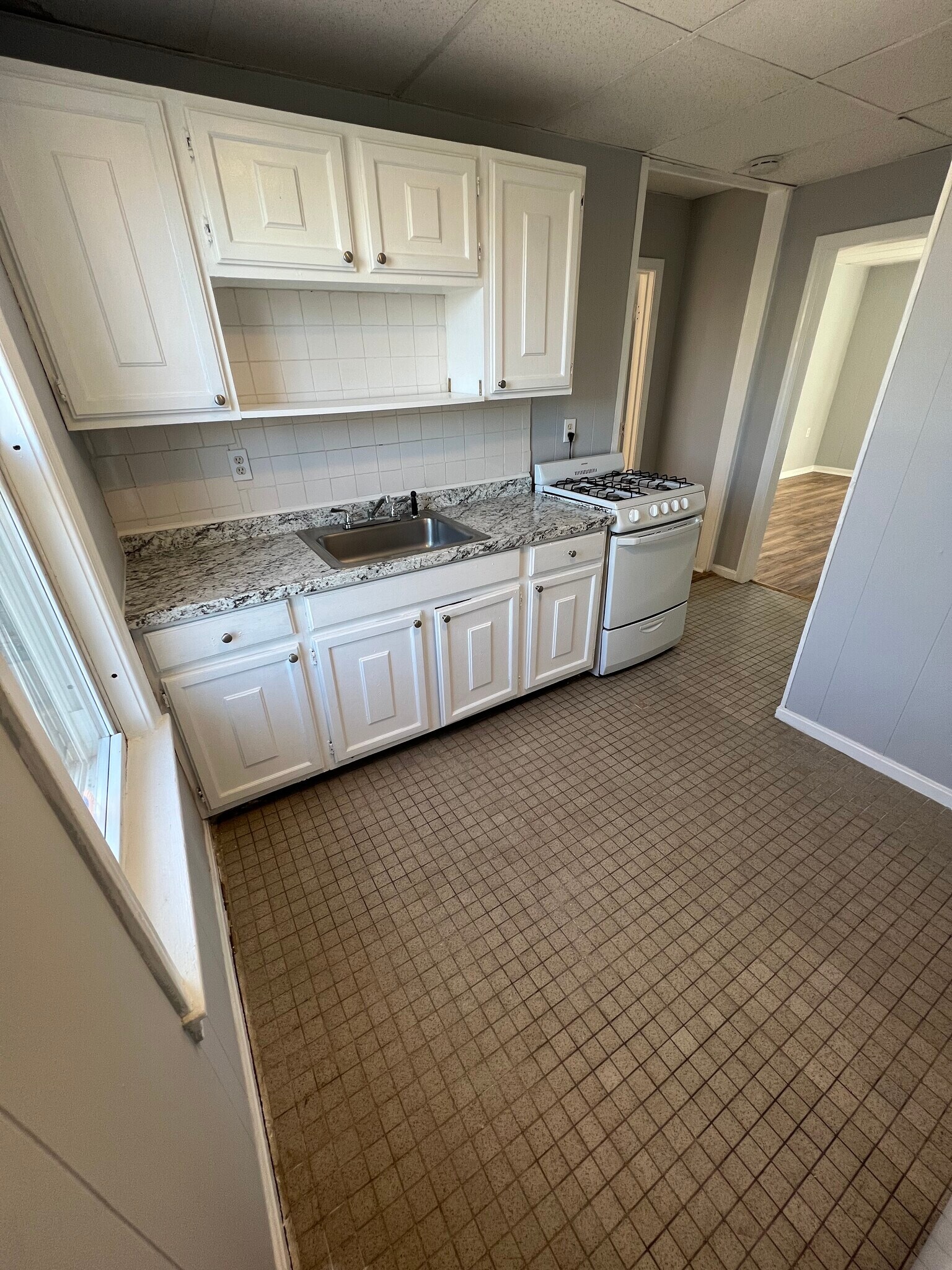 1831 S Main St Unit 2E, Fall River, MA 02724 - Condo for Rent in Fall ...