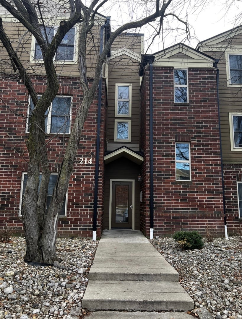 214 Glengarry Dr, Bloomingdale, IL 60108 - House Rental in Bloomingdale ...