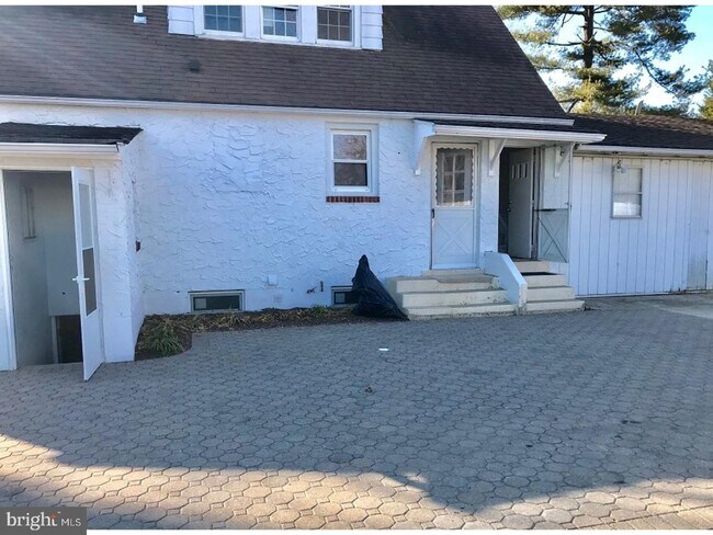 902 Hughes Dr, Hamilton Township, NJ 08690 - House Rental in Hamilton ...