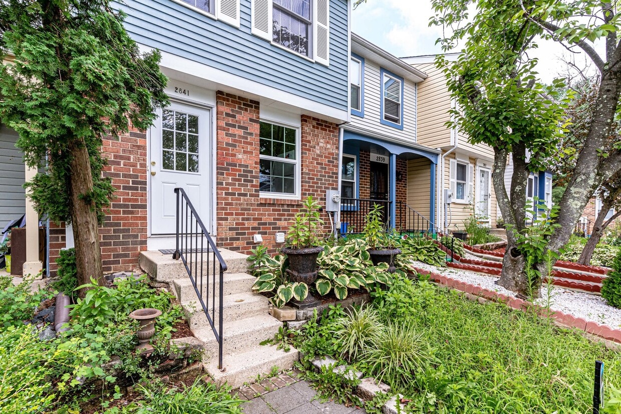 2841 Shepperton Ter, Silver Spring, MD 20904 - Townhome Rentals in ...