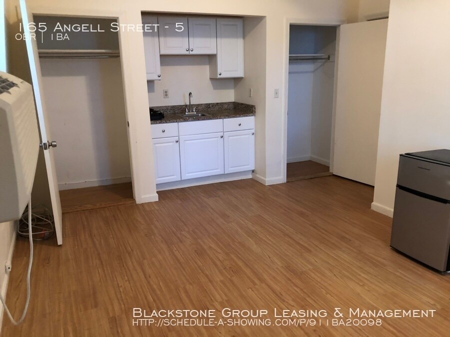 165 Angell St Unit 5, Providence, RI 02906 - Room for Rent in ...