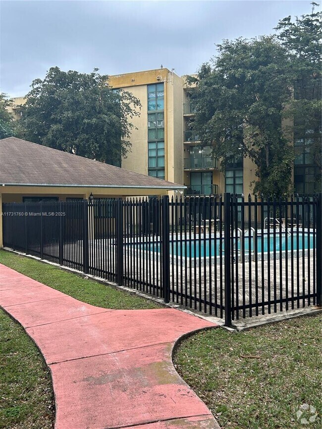 International Princess Apartments under $1,500 - Miami, FL - Updated ...