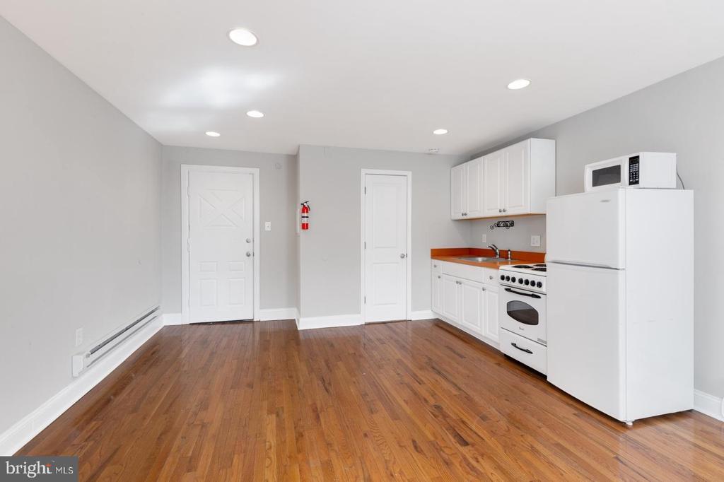 1514 W Ritner St Unit 2R, Philadelphia, PA 19145 - Room for Rent in ...