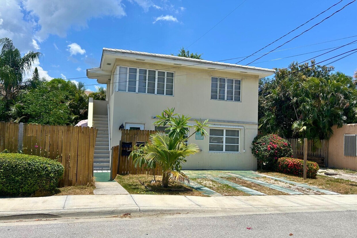 330 Ocean Breeze Unit 2, Lake Worth Beach, FL 33460 - Room for Rent in ...