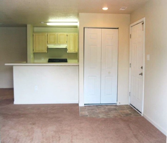 Clear Creek Apartments - Apartments in North Manchester, IN ... Clear Creek Apartments - Apartments in North Manchester, IN ...