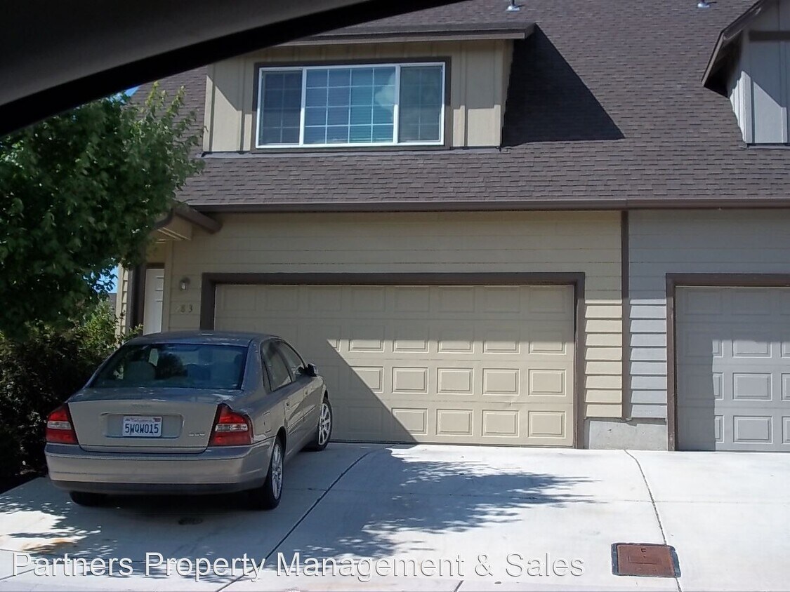 2813 SW Indian Cir, Redmond, OR 97756 - House Rental in Redmond, OR ...