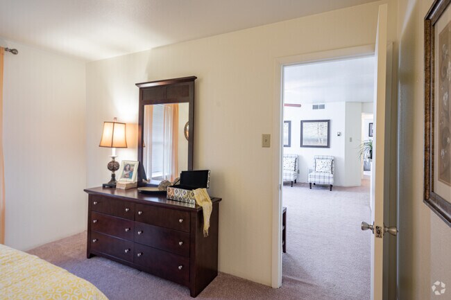 The Greens at Chestnut Ridge Apartments - 128 Chestnut Ridge Dr ...