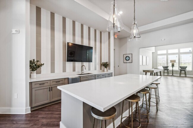 The Standard at Pinestone Apartments - 125 Pinestone Dr Travelers Rest ...