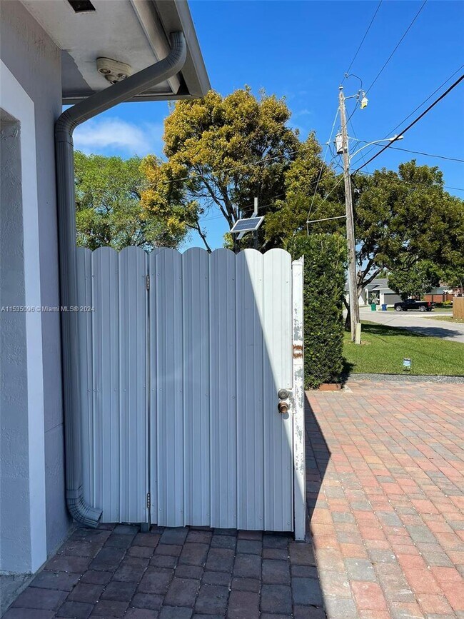 21322 Old Cutler Rd, Cutler Bay, FL 33189 - House Rental in Cutler Bay ...