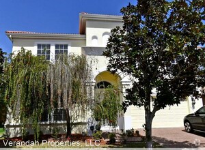 Springlake Village Apartments for Rent with a Garage - Kissimmee, FL ...