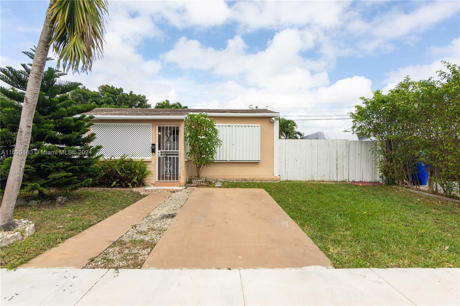 3165 SW 27Th Ln Unit 1, Miami, FL 33133 - Room for Rent in Miami, FL ...