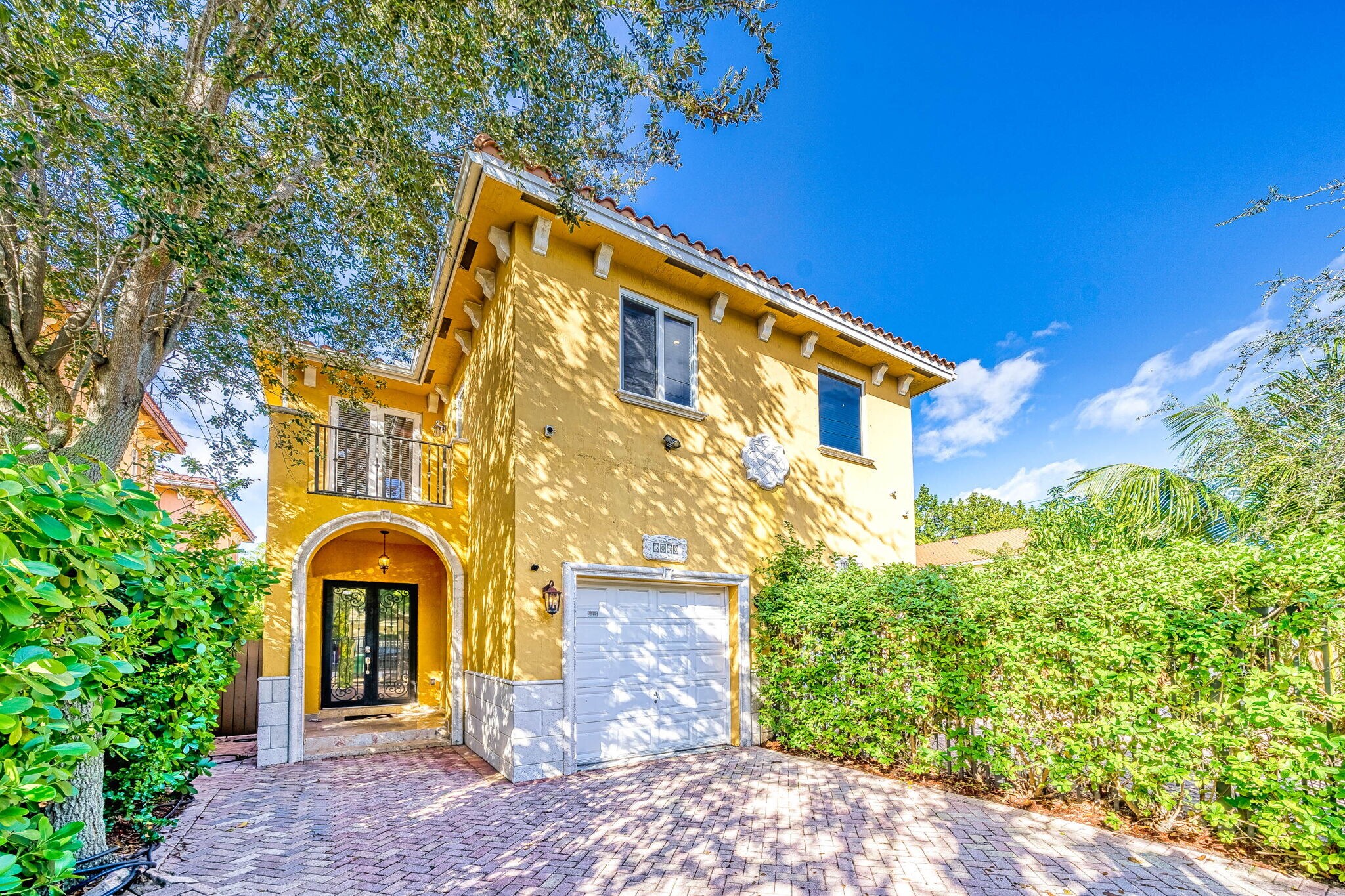 3050 Elizabeth St, Miami, FL 33133 - Townhome Rentals in Miami FL ...