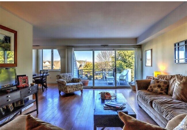 Caswell Cove Apartments for Rent with Parking - Milford, CT - 1 Rentals ...