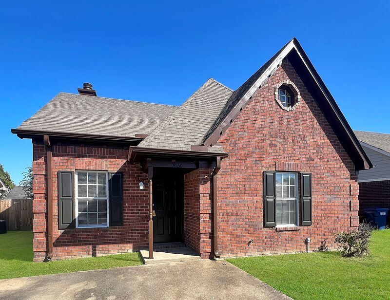 7036 Foxhall Dr, Horn Lake, MS 38637 - House Rental in Horn Lake, MS | Apartments.com