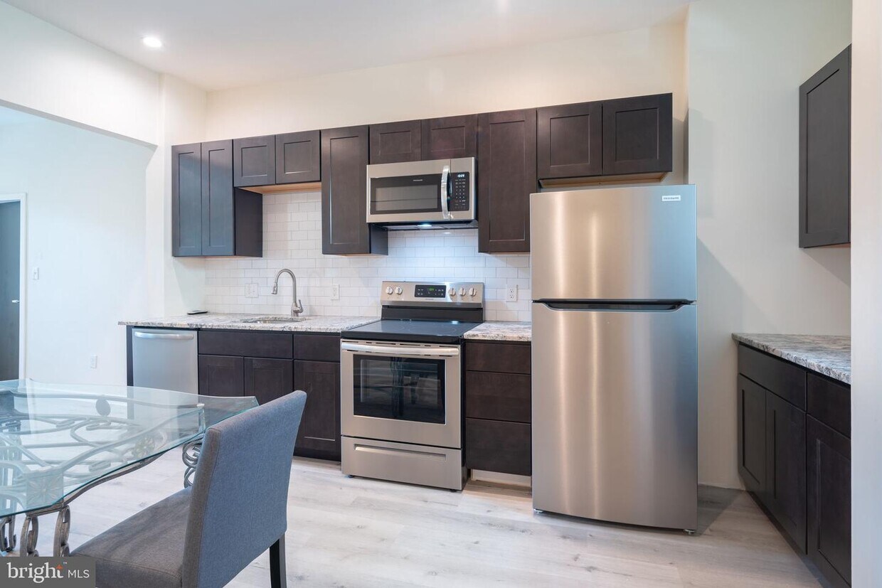 6728 Old York Rd Unit 3, Philadelphia, PA 19126 - Room for Rent in ...