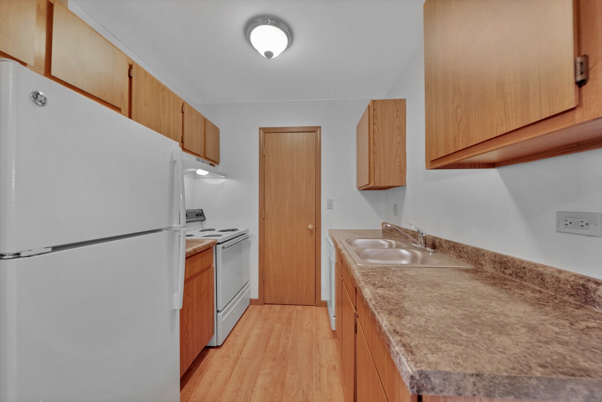 Northfield Court - 1410 Northfield Ct Harvard, IL 60033 | Apartments.com