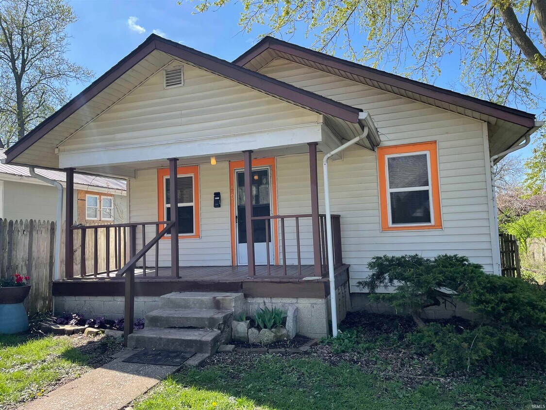 1207 W 7th St, Bloomington, IN 47404 - House Rental in Bloomington, IN ...
