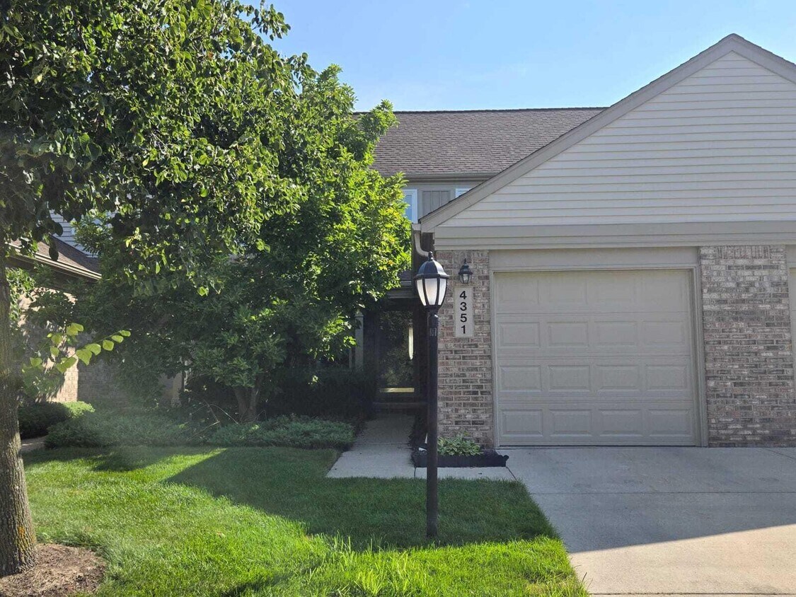 4351 Hunters Cir E Unit 155, Canton, MI 48188 - Condo for Rent in ...