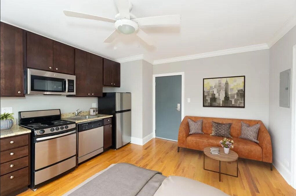 94 Christopher St Unit 2B, New York, NY 10014 - 94 Christopher St New ...