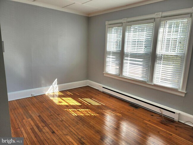 114 S Main St, New Hope, PA 18938 - House Rental in New Hope, PA ...