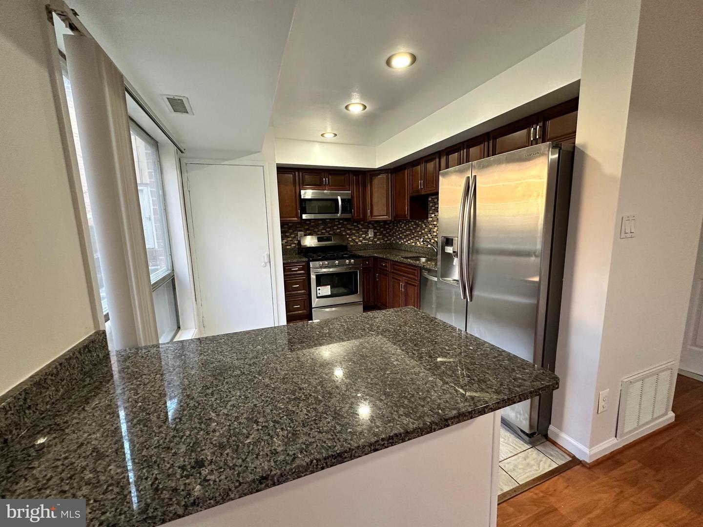 10148 Fair Wds Dr, Fairfax, VA 22030 - Townhome Rentals in Fairfax VA ...