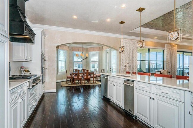 5727 Yeats Manor Dr Unit 402, Tampa, FL 33616 - Condo for Rent in Tampa ...