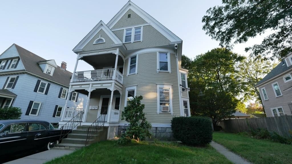 22 Shaffner St Unit 1, Worcester, MA 01605 - Room for Rent in Worcester ...