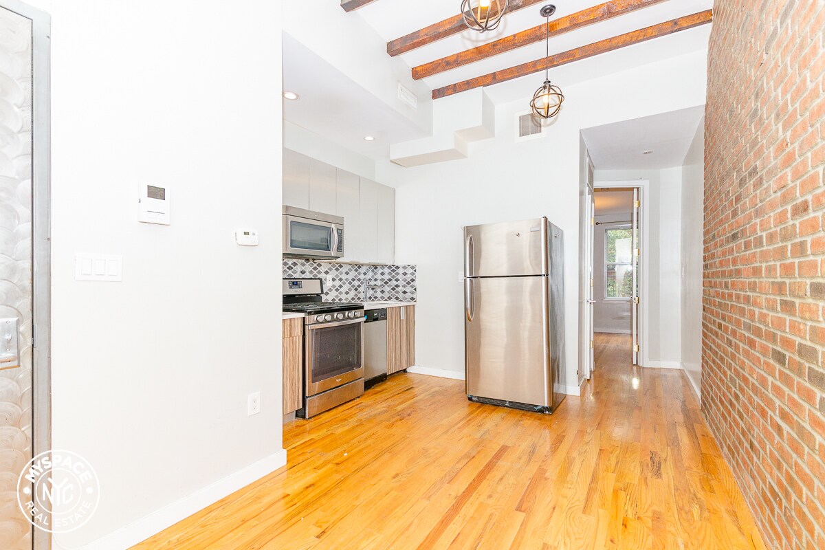 518 Grand St Unit 3L, Brooklyn, NY 11211 | Apartments.com