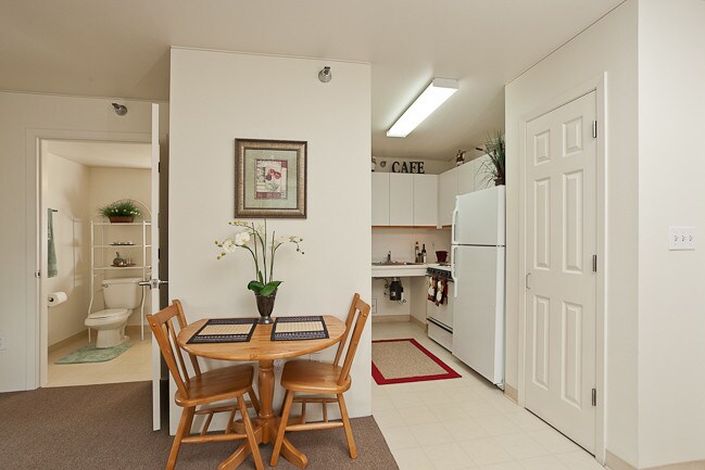 Kulana Hale Senior Apartments Rentals - Honolulu, HI | Apartments.com