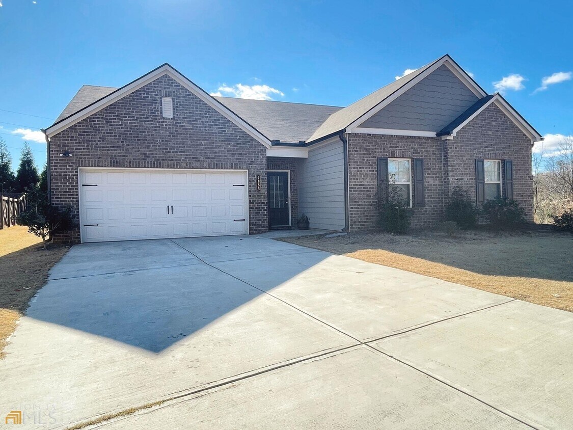 6865 Lancaster Xing, Flowery Branch, GA 30542 - House Rental in Flowery Branch, GA | Apartments.com