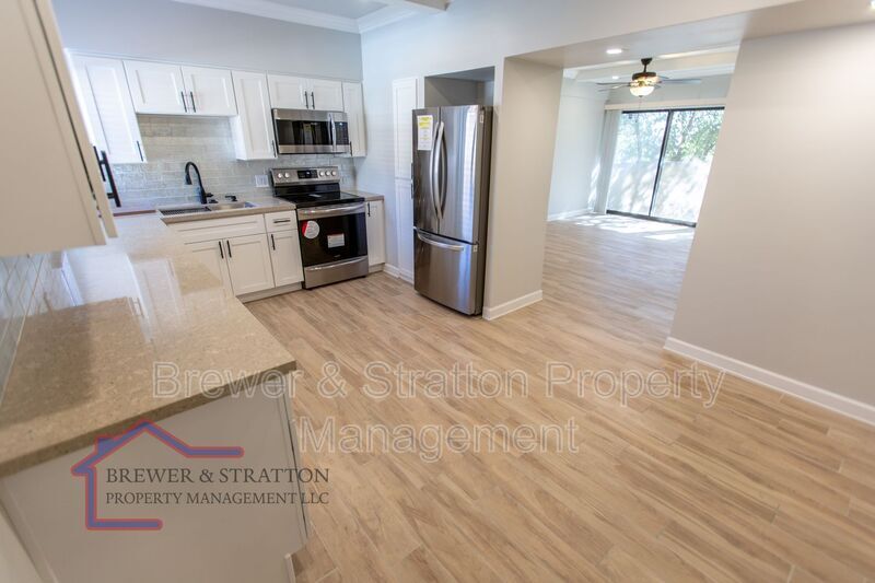 351 E Thomas Rd Unit D305, Phoenix, AZ 85012 - Condo for Rent in ...