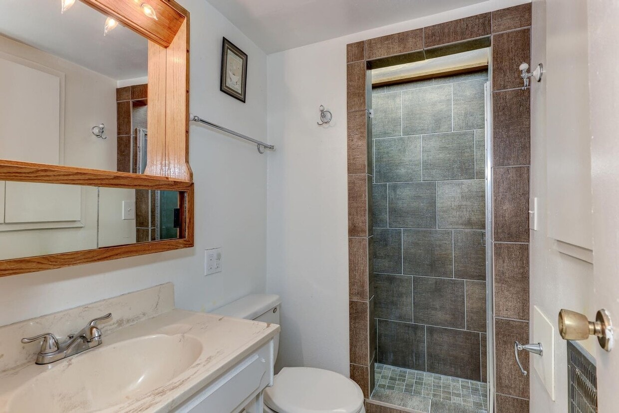 3308 N Bogus Basin Rd Unit B, Boise, ID 83702 - Room for Rent in Boise ...