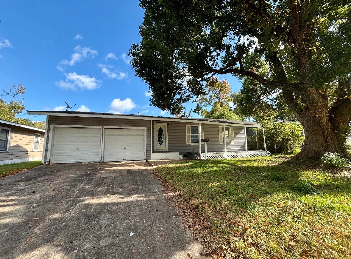 612 Winding Way St, Lake Jackson, TX 77566 - House Rental in Lake ...
