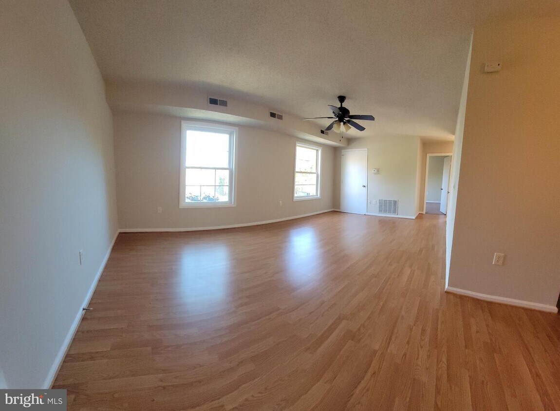 3815 Swann Rd Unit 101, Suitland-Silver Hill, MD 20746 - Room for Rent ...
