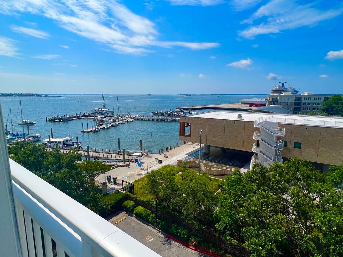 330 Concord St Unit 6H, Charleston, SC 29401 - Condo for Rent in ...