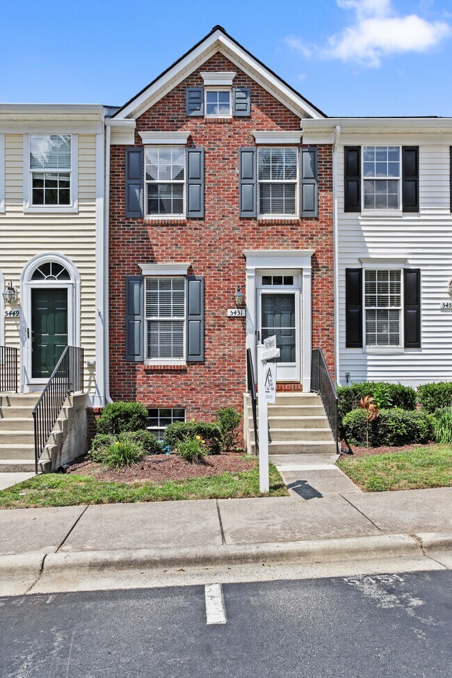 Delta Ridge Townhomes Gated Apartments for Rent - Raleigh, NC - Updated ...