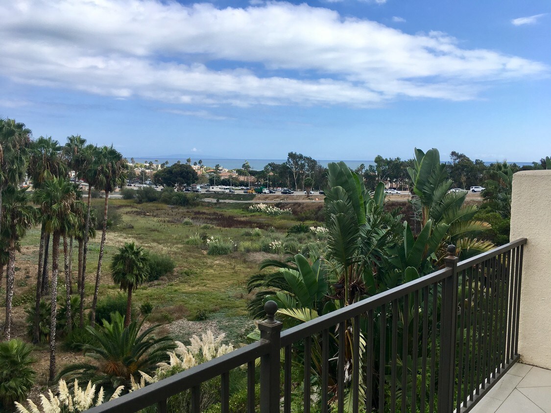 42 Condos Available for Rent in Malibu, CA