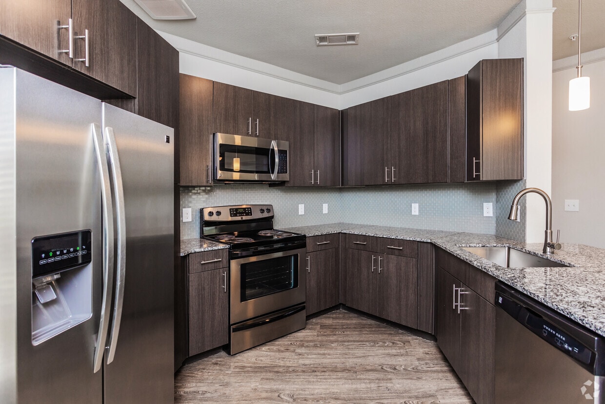 Echelon Apartments San Antonio