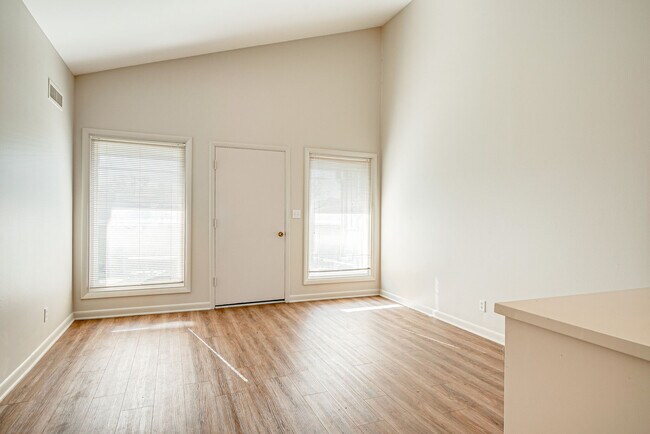 1900 Richard Jones Rd Unit M3, Nashville, TN 37215 - Condo for Rent in ...