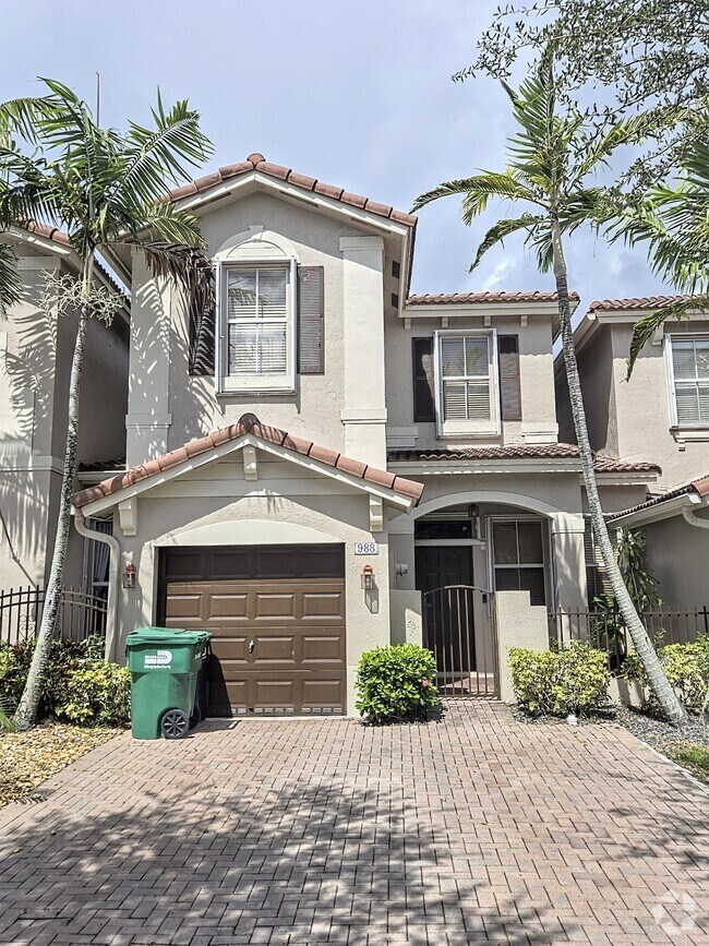 Catalina Isle Apartments for Rent - Miami, FL - 4 Rentals | Apartments.com