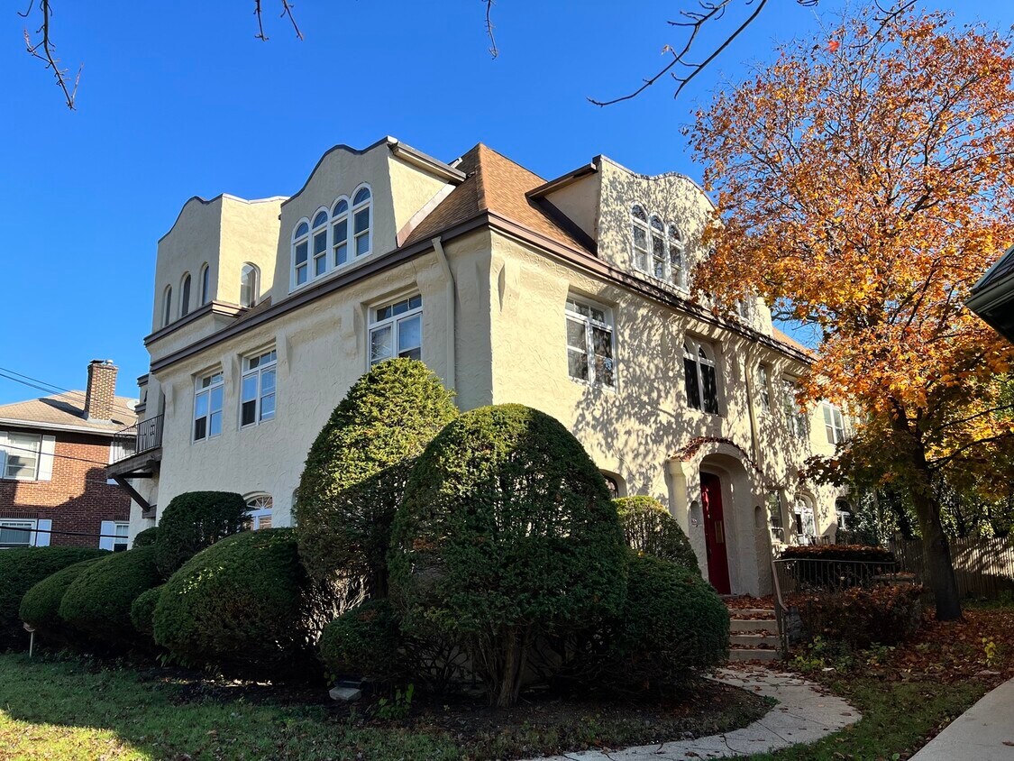 11059 S Hoyne Ave Unit 1, Chicago, IL 60643 - Condo for Rent in Chicago ...