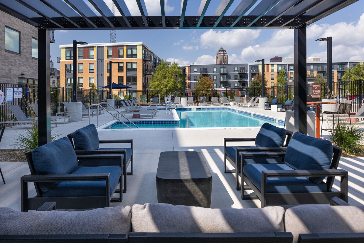 The Meridian - 425 Sw 11th St Des Moines, IA 50309 | Apartments.com