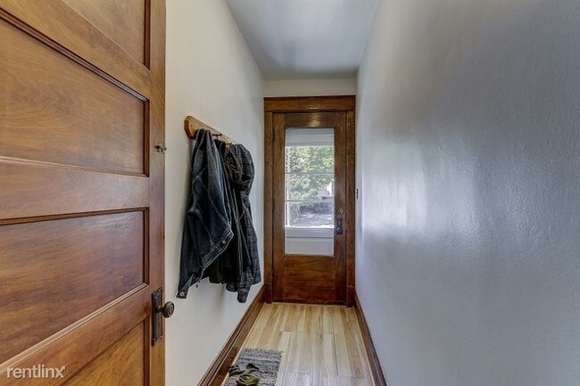 2938 S Herman St, Milwaukee, WI 53207 - House Rental in Milwaukee, WI ...