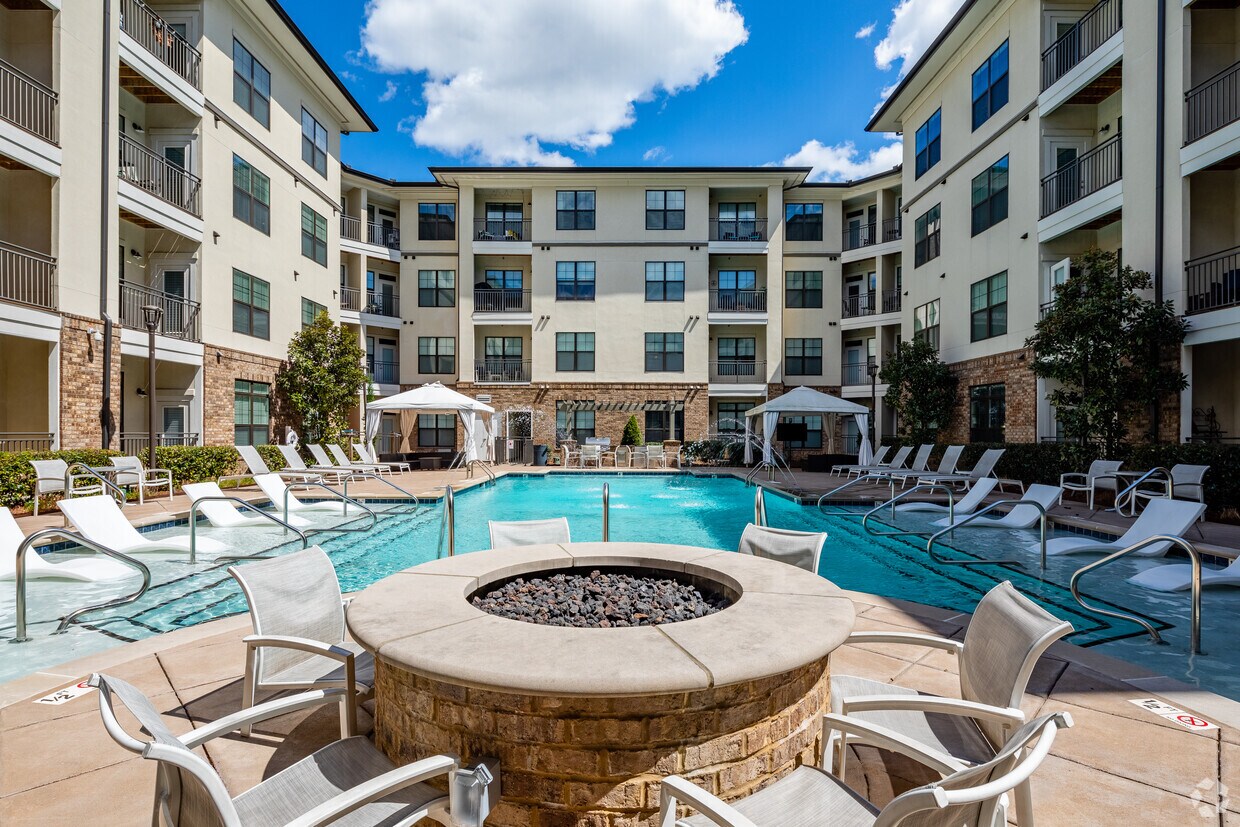 Avalon at Seven Springs Apartments - 323 Seven Springs Way Brentwood ...