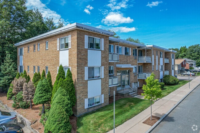 Apartments with Move-In Specials in Hyde Park MA - 30 Rentals ...