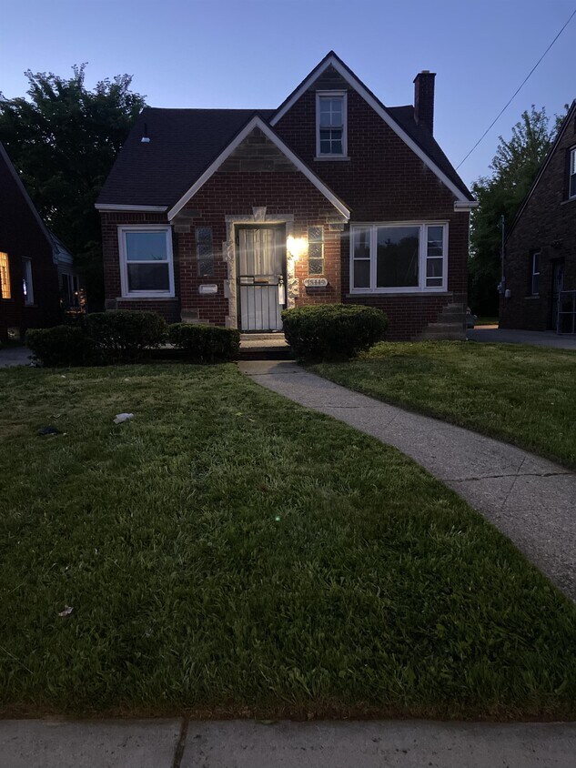 15449 Bringard Dr, Detroit, MI 48205 - House Rental in Detroit, MI ...