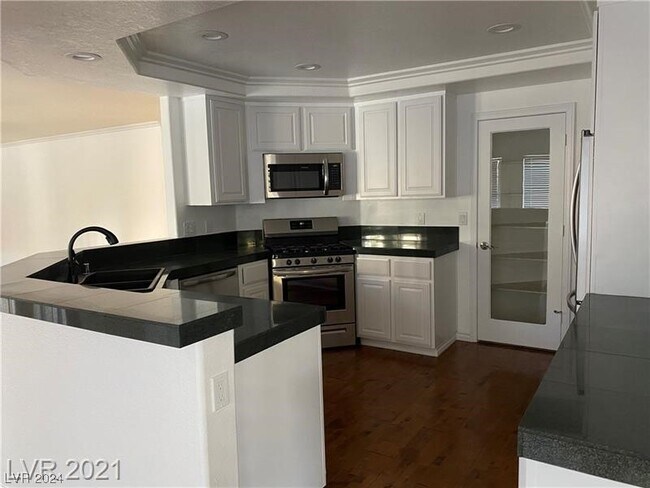 9328 Angelfish Dr, Las Vegas, NV 89117 - House Rental in Las Vegas, NV ...