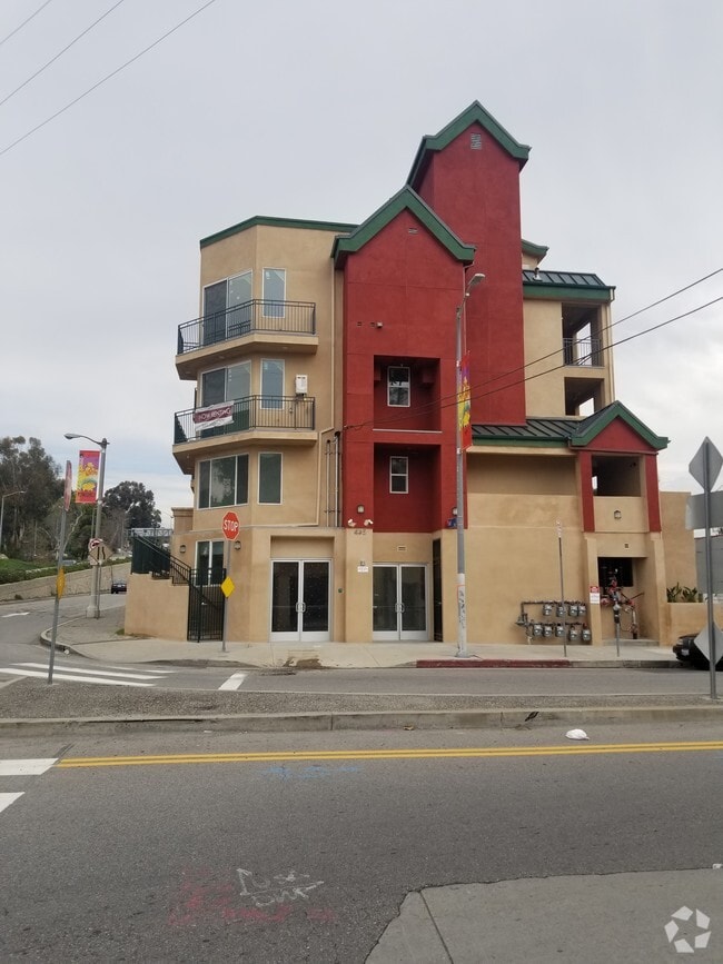 Mission Junction Apartments for Rent with a Garage - Los Angeles, CA ...