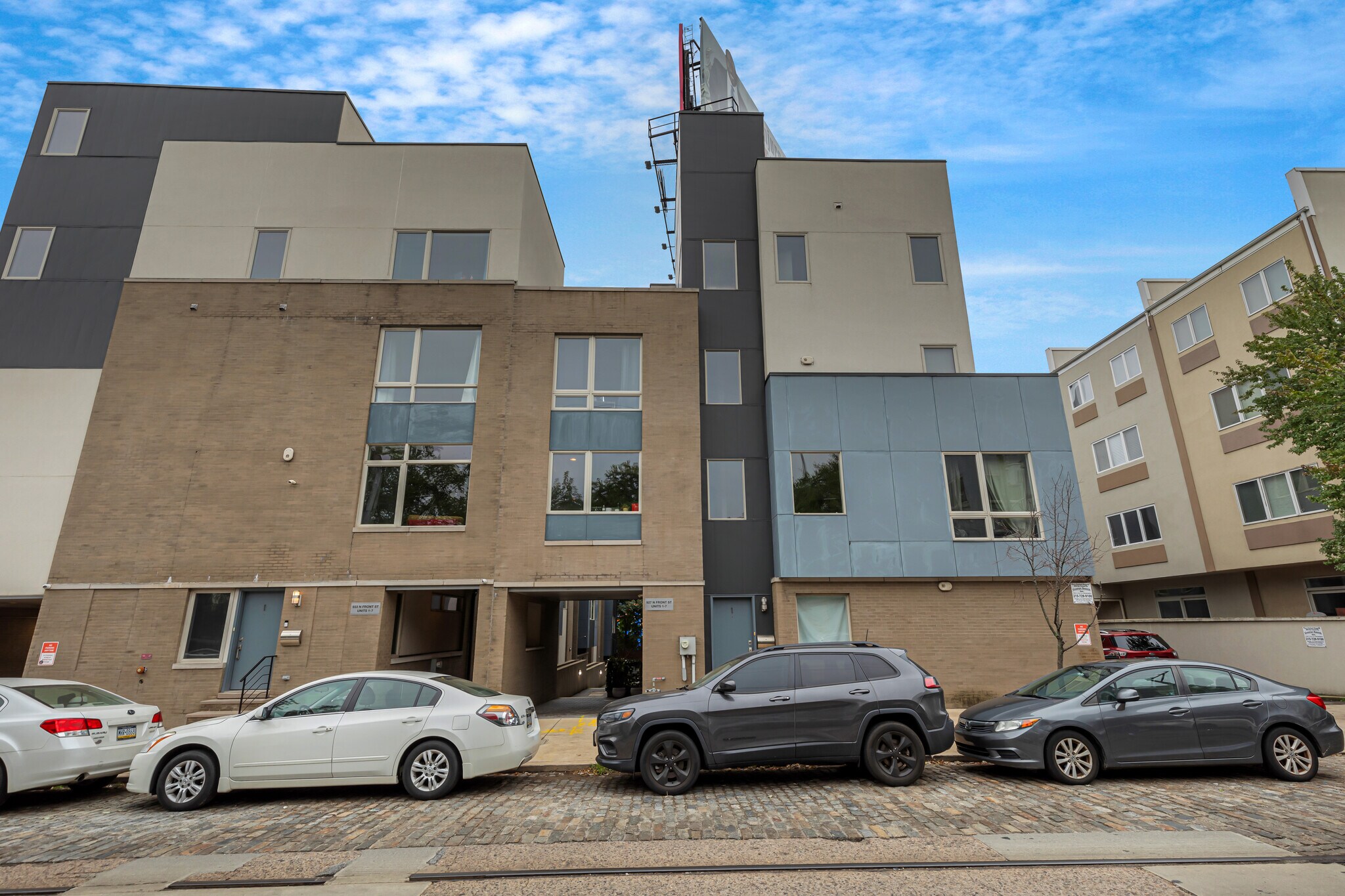 927 N Front St, Philadelphia, PA 19123 - Townhome Rentals in ...
