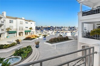 Lido Peninsula Resort Apartments for Rent with a Garage - Newport Beach ...